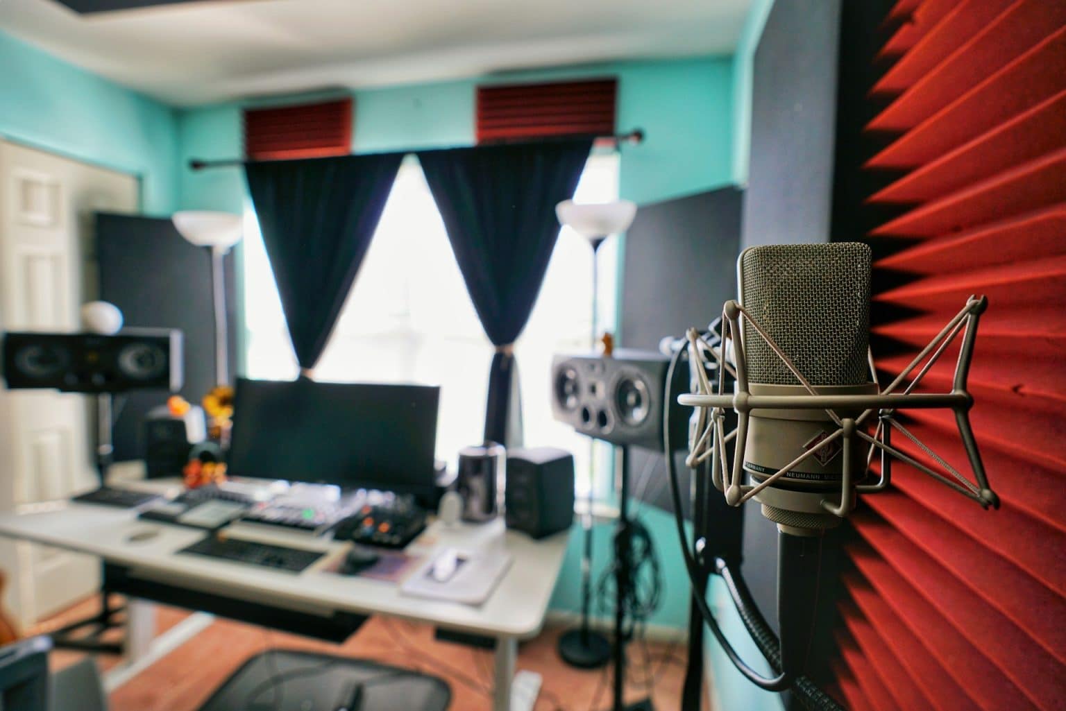 Cozy Home Studio Ideas for Content Creators